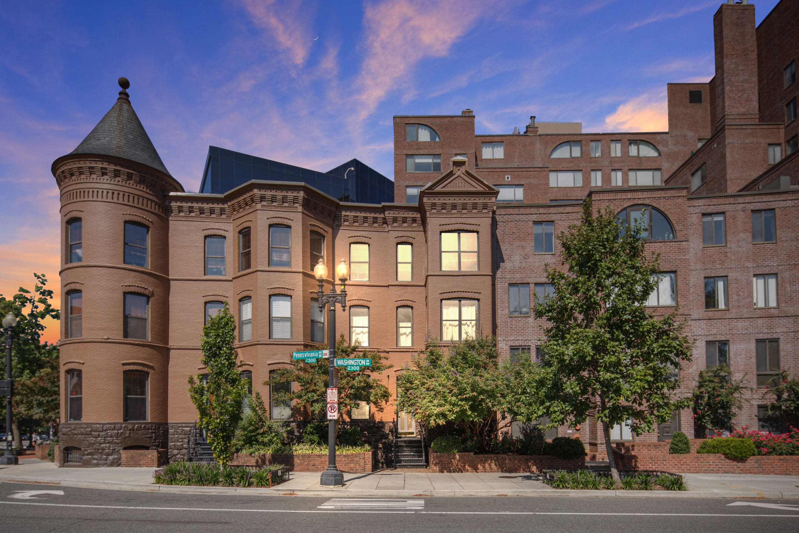 3 Washington Circle NW #103 | Jenn Smira & Co.