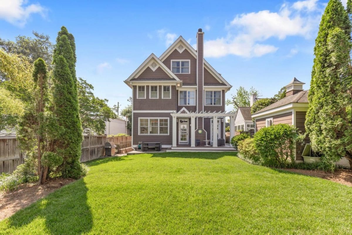 Jenn Smira Team at Compass DC | Washington DC Real Estate Team