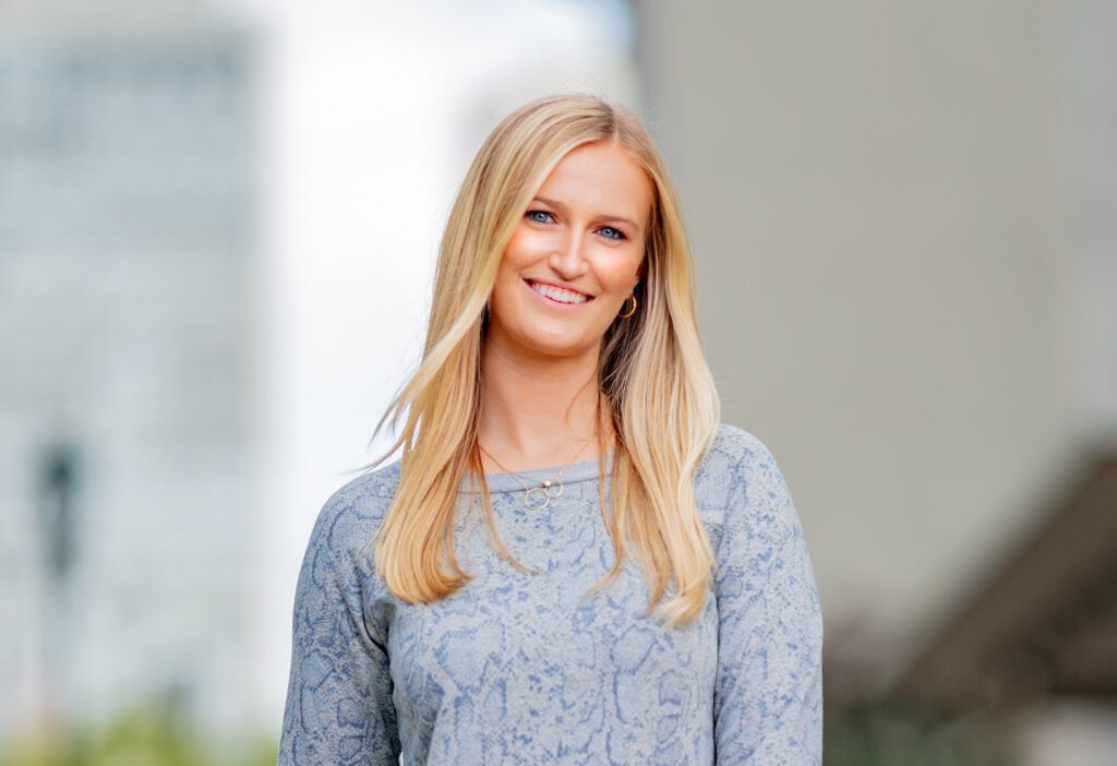 Katie Filling | The Jenn Smira Team