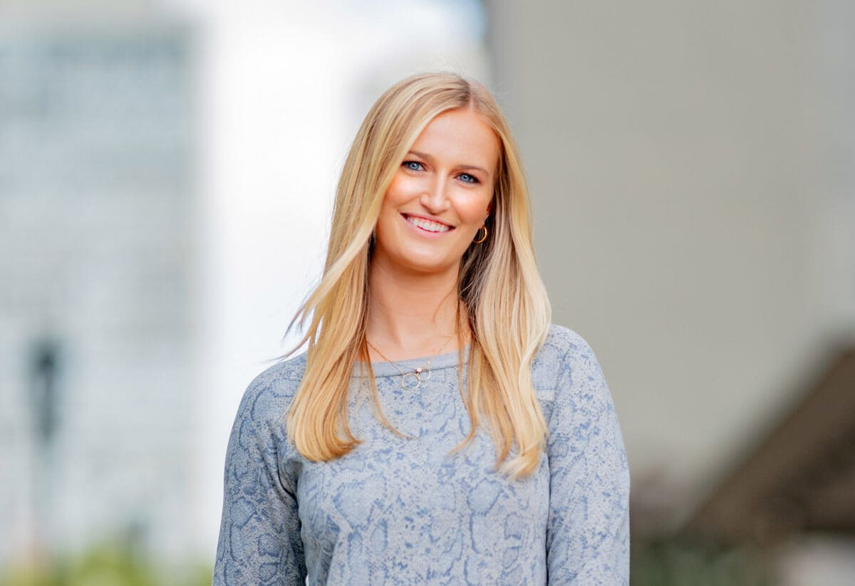 Washington Real Estate Agents | Jenn Smira Team at Compass DC