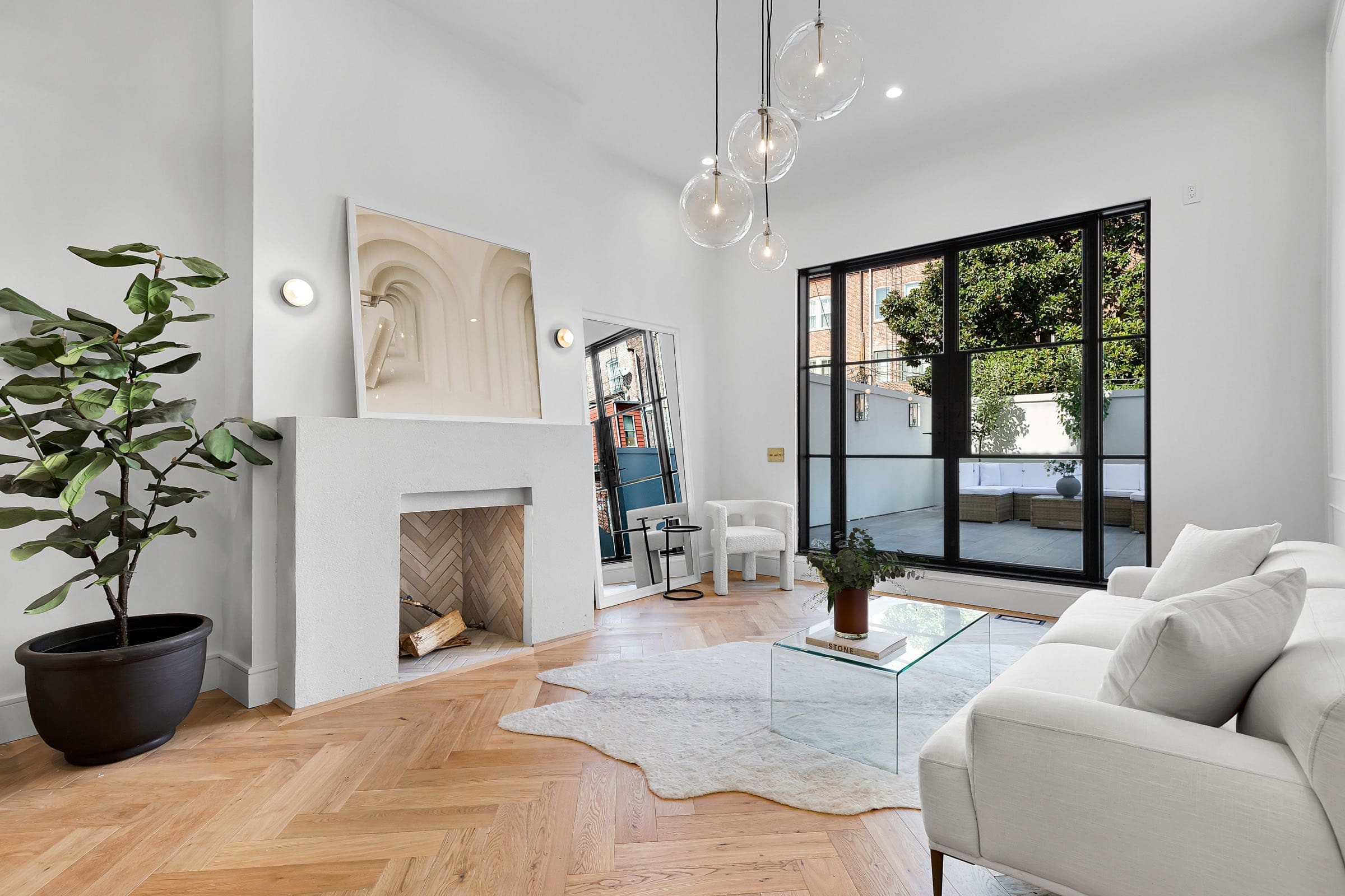 What to Look For at An Open House | Jenn Smira & Co.